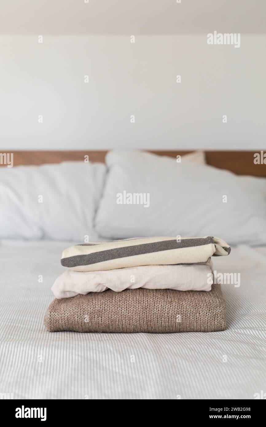 Sweaters and shirts hi-res stock photography and images - Alamy