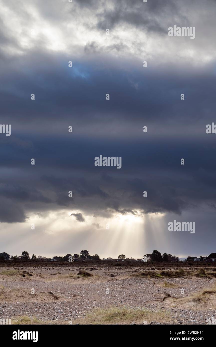 Shards of rain hi-res stock photography and images - Alamy