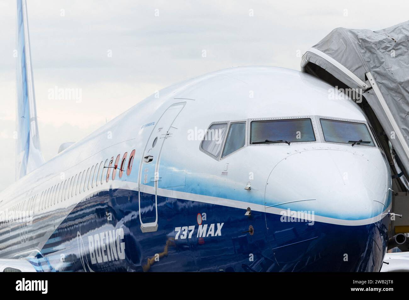 A320neo cabin hi-res stock photography and images - Alamy