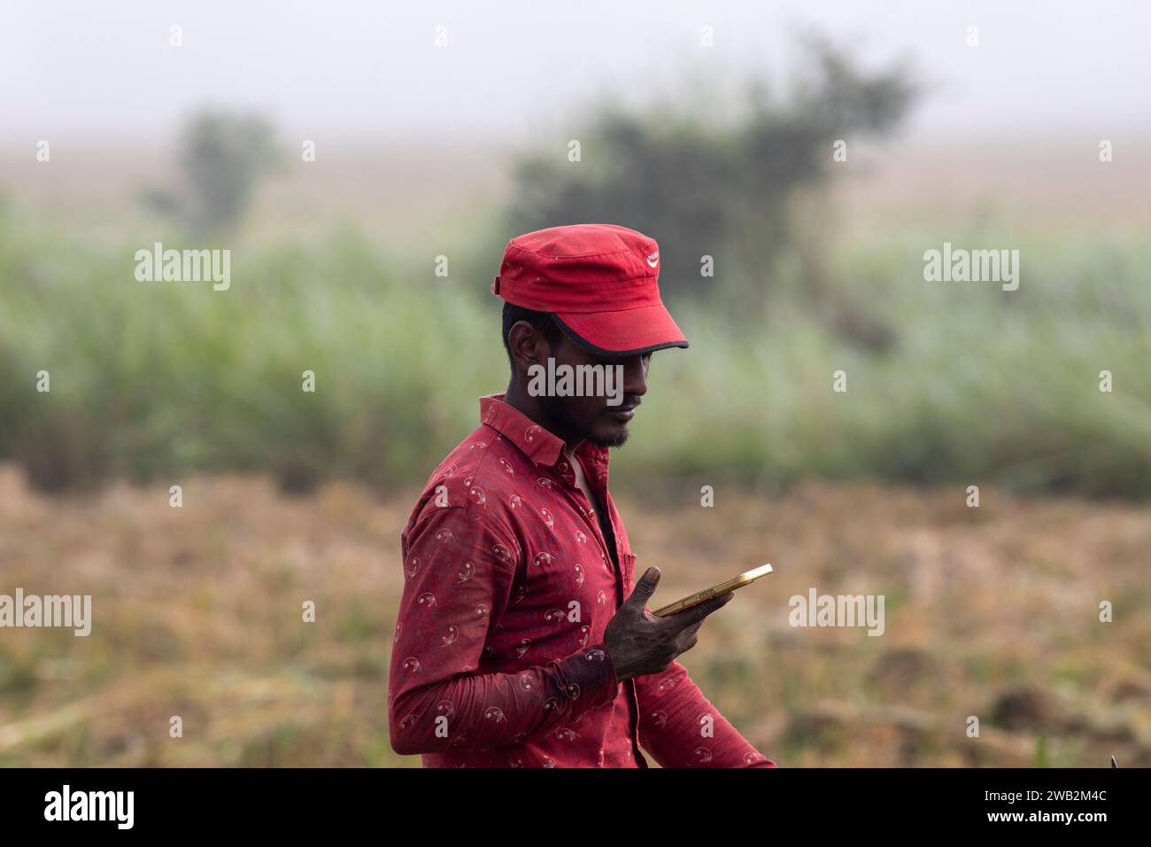 Smart bangladesh hi-res stock photography and images - Alamy