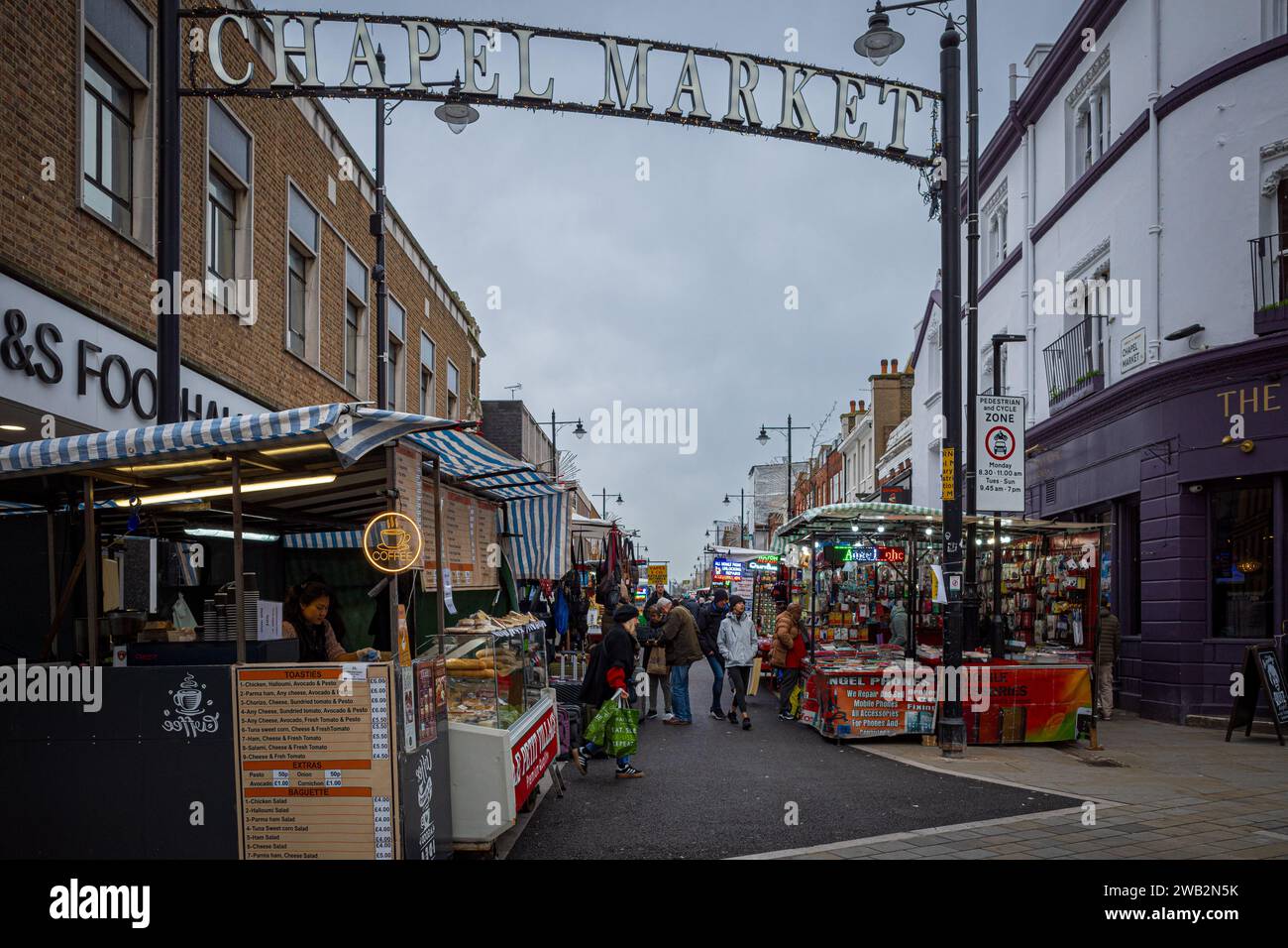 Chapel market islington hi-res stock photography and images - Alamy