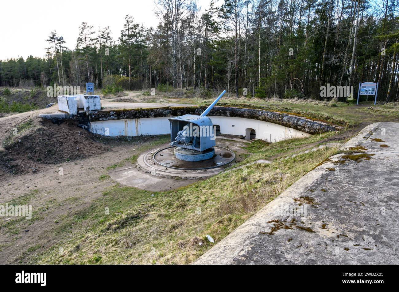 Ship artillery mount. Fort Krasnaya Gorka Leningrad Region. Victory Day ...