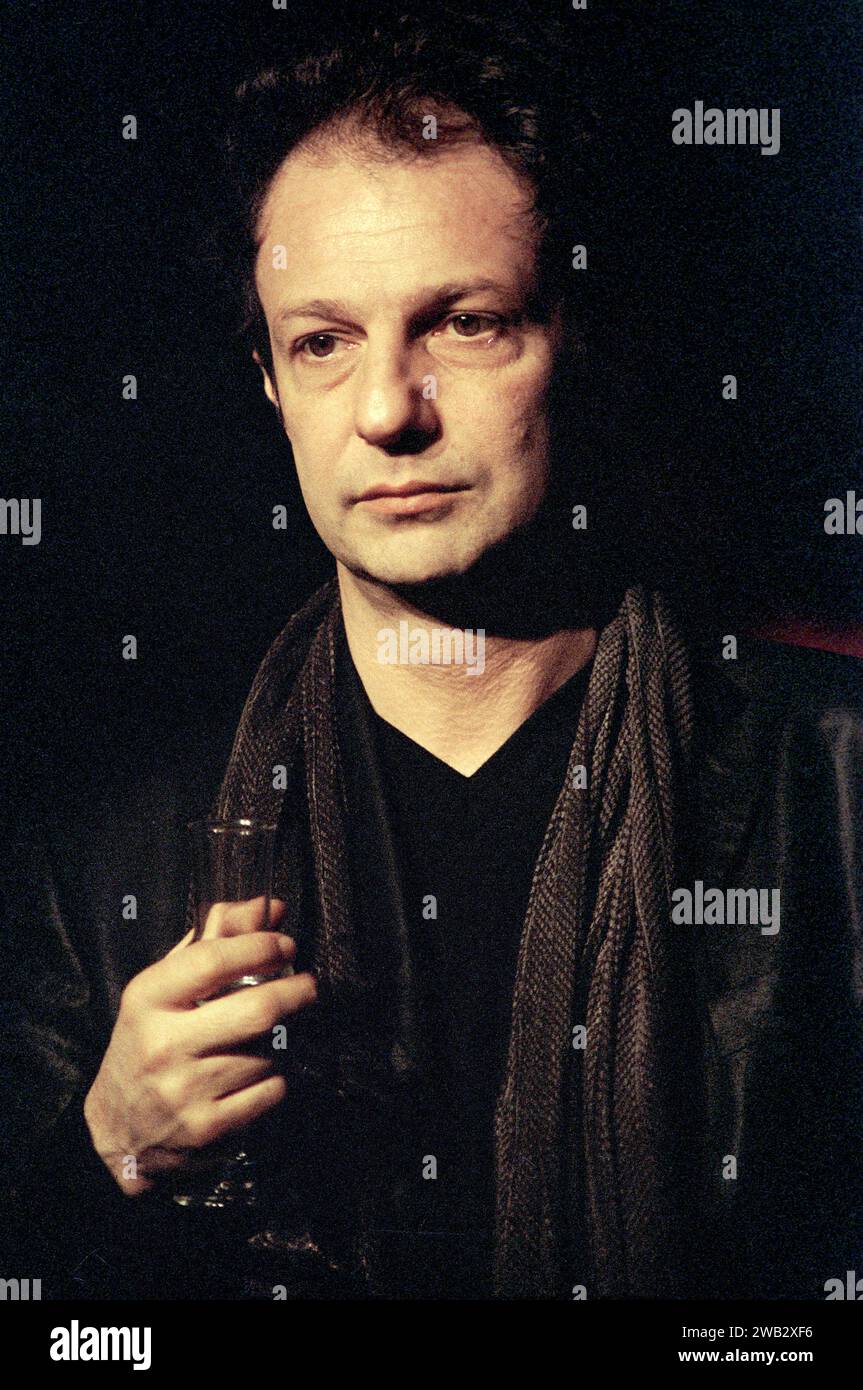 Arcene (BG) Italy 1998-03-05 : Sergio Caputo, Italian singer, during ...