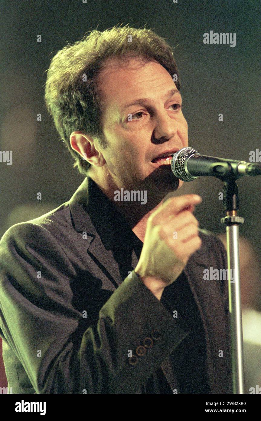 Sergio caputo immagini 1998 hi-res stock photography and images - Alamy
