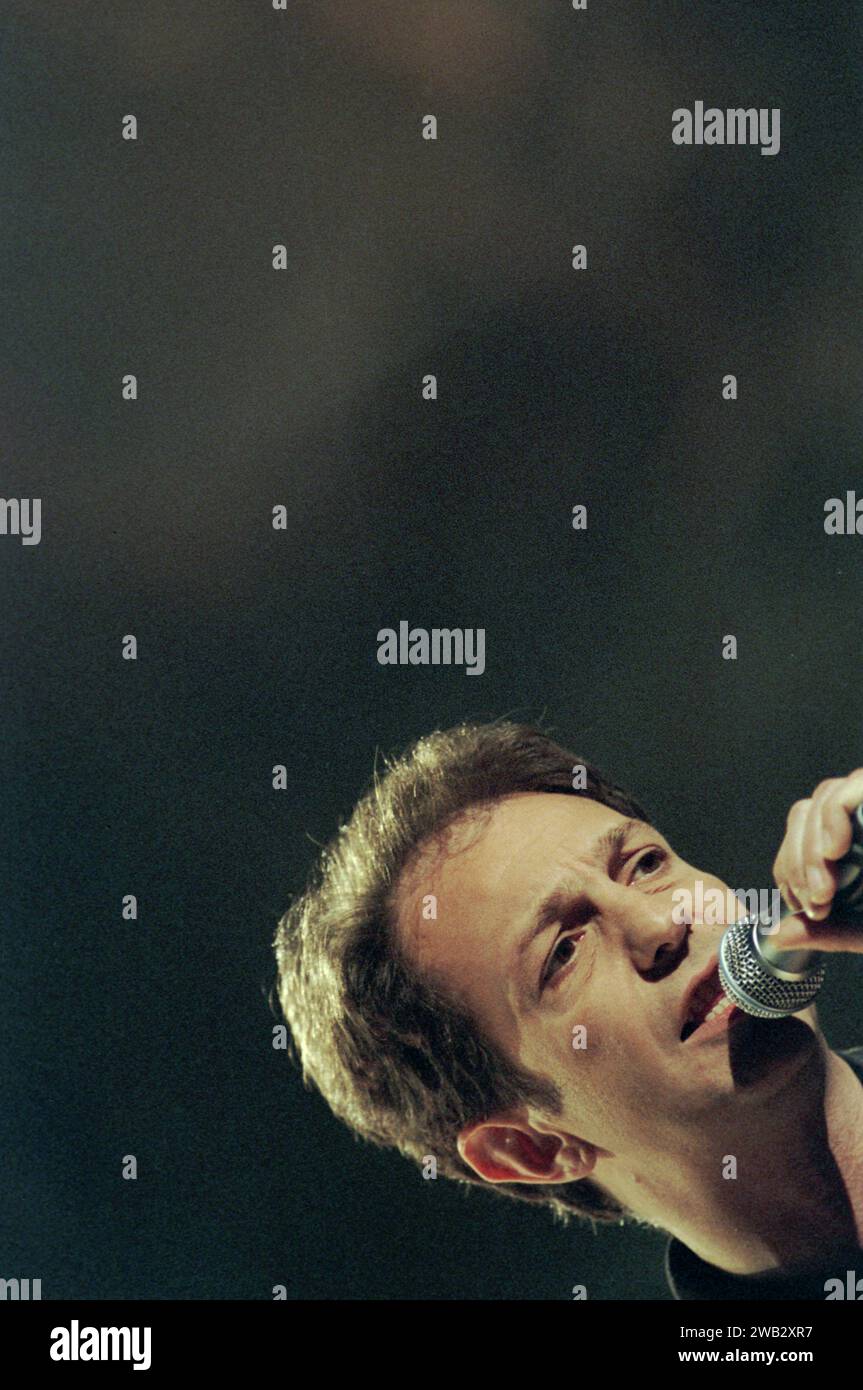 Sergio caputo immagini 1998 hi-res stock photography and images - Alamy