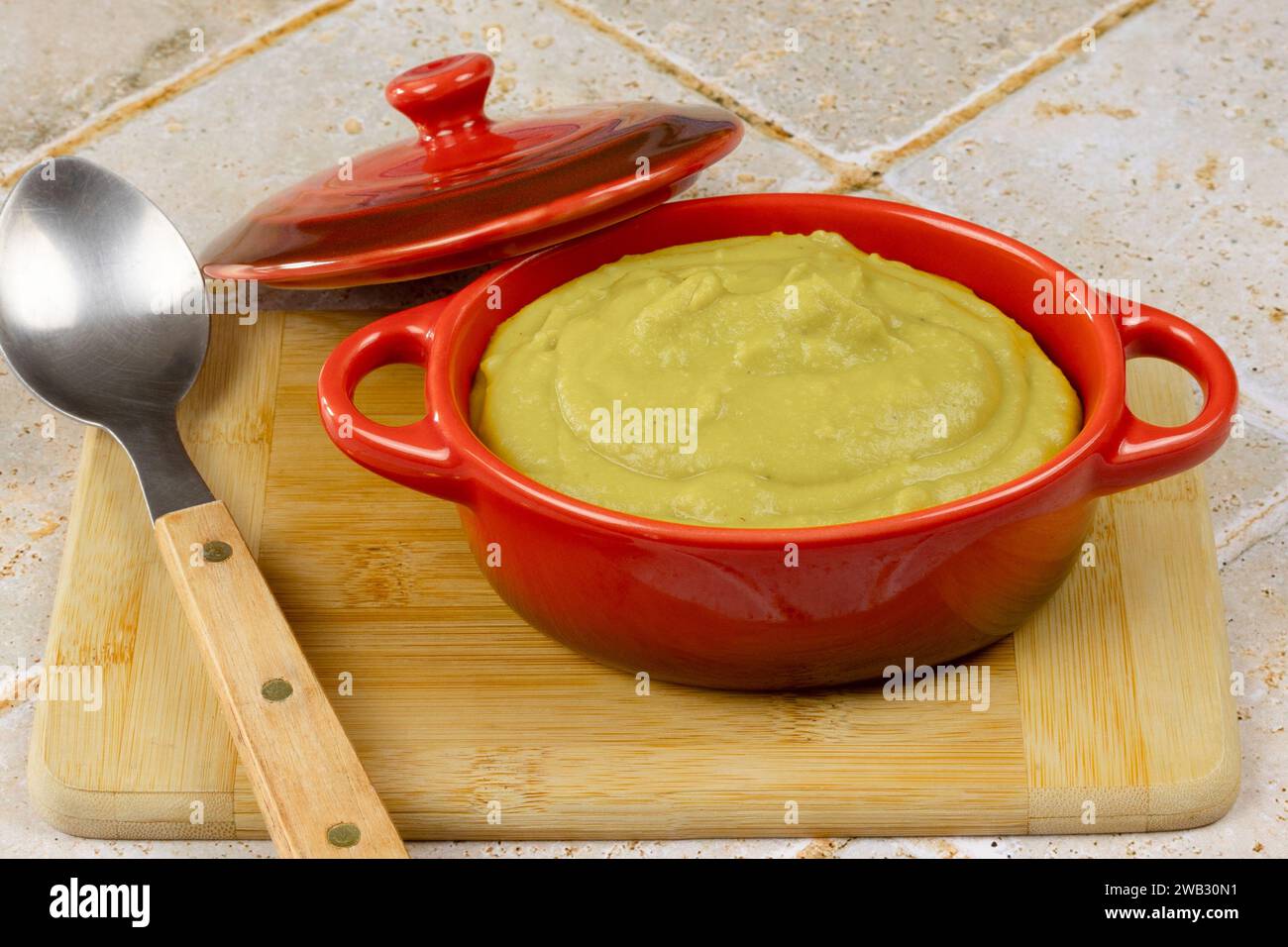 dish of split pea puree, close-up Stock Photo - Alamy