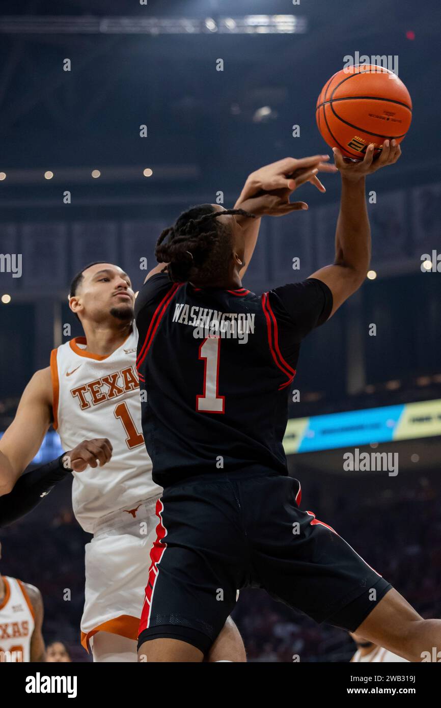 AUSTIN, TX - JANUARY 06: Texas Longhorns forward Dylan Disu (1) fouls ...