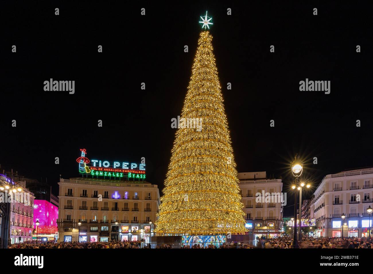 Puerta del Sol in the heart of the Spanish capital Madrid completely ...
