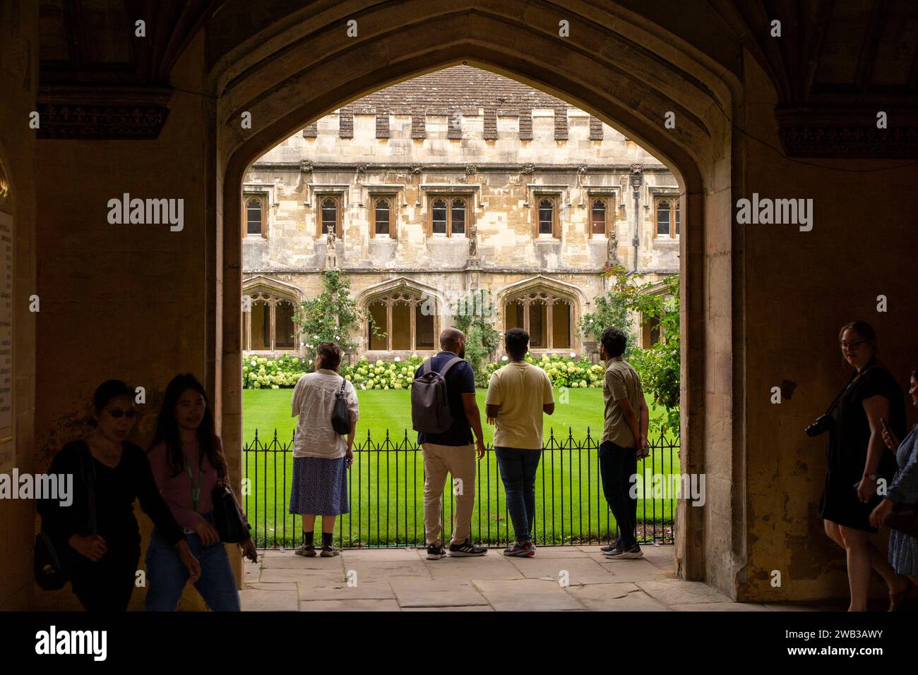 Cloister oxford hi-res stock photography and images - Alamy