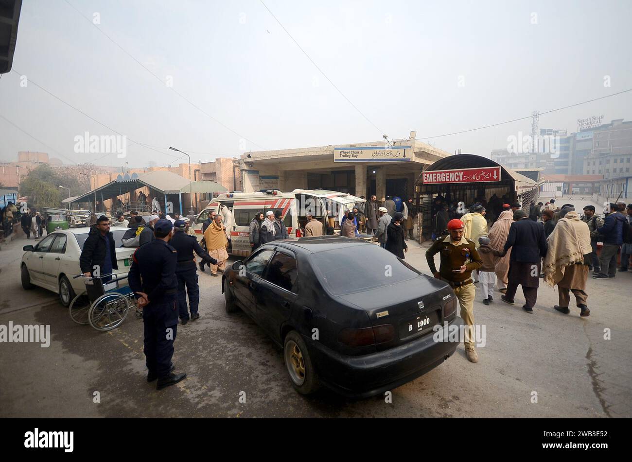 Peshawar, Peshawar, Pakistan. 8th Jan, 2024. Blast during polio vaccination drive kills five ...