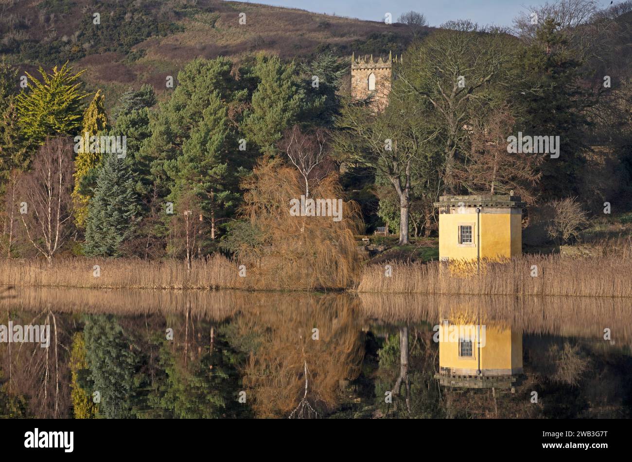 Duddingston Loch, Edinburgh, Scotland UK. 8 January 2024. After a misty ...