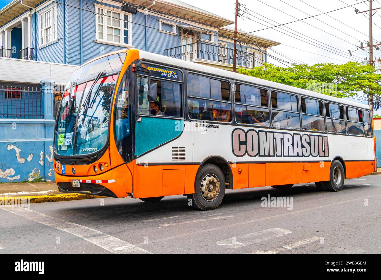 Costa rica tourist bus hi-res stock photography and images - Alamy