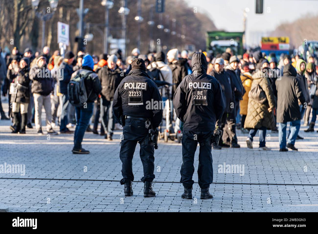 08.01.2024,Berlin,Bauern-Protest in der Deutschen Hauptstadt.Straße des ...