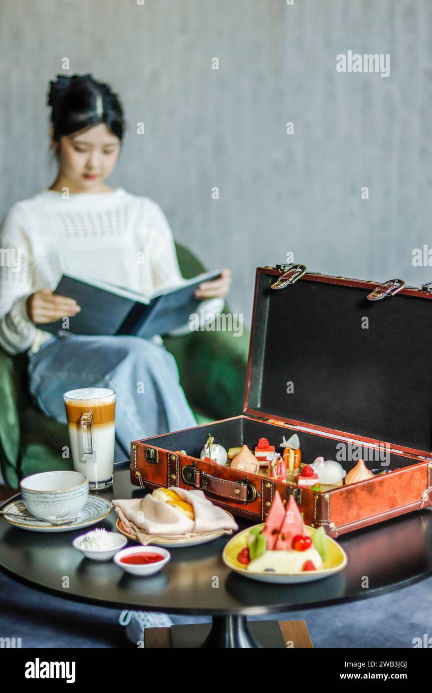 Tea break setup ideas hi-res stock photography and images - Alamy