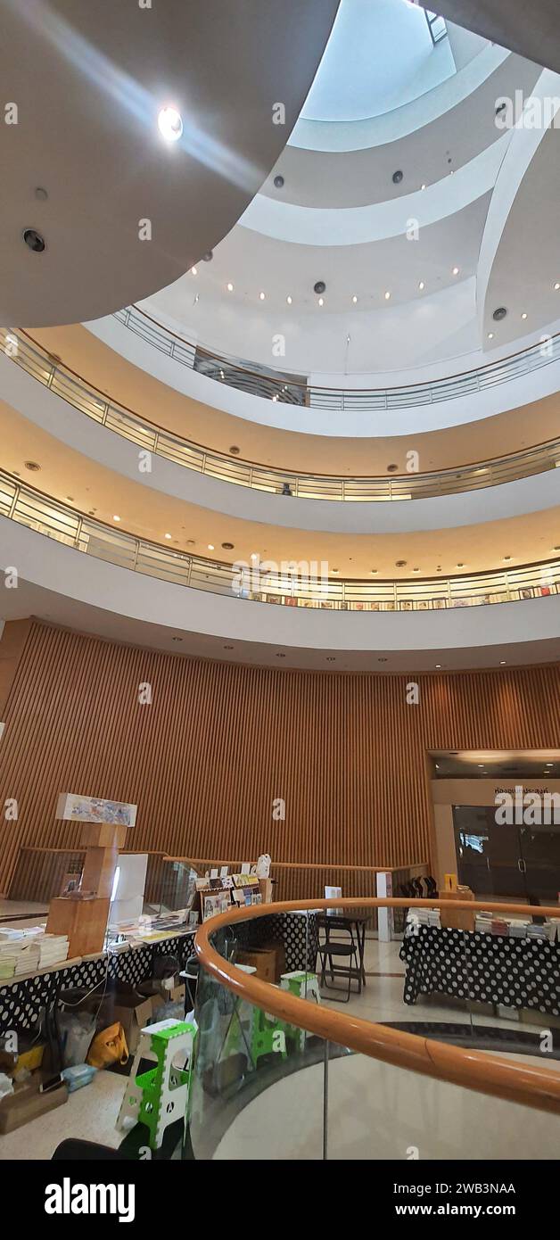 Bangkok art and culture center bacc hi-res stock photography and images ...