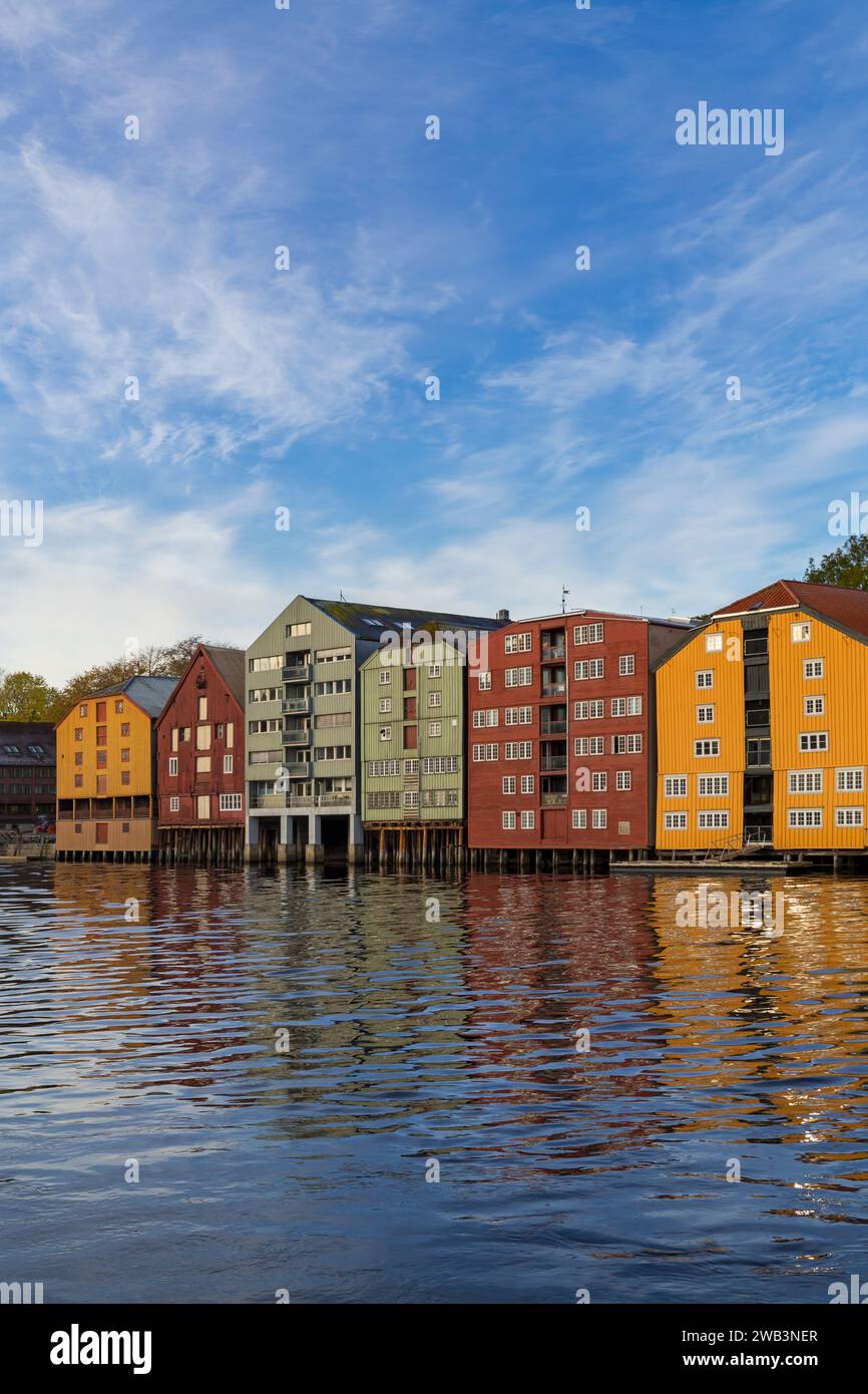 Colourful waterfront warehouses wharfs buildings of Bakklandet on ...