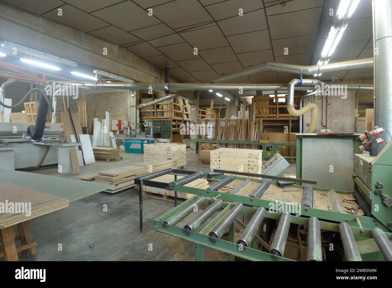 interior view of a carpentry industry with machinery Stock Photo - Alamy