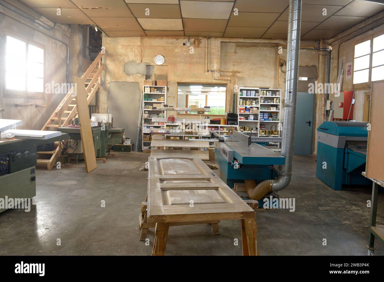 Carpentry machinery hi-res stock photography and images - Alamy