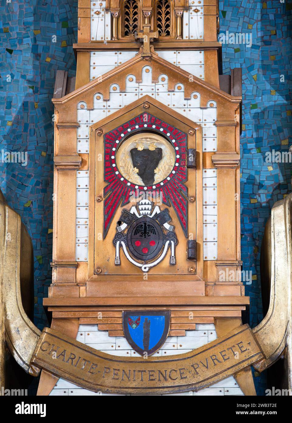 Incorrupt heart hi-res stock photography and images - Alamy