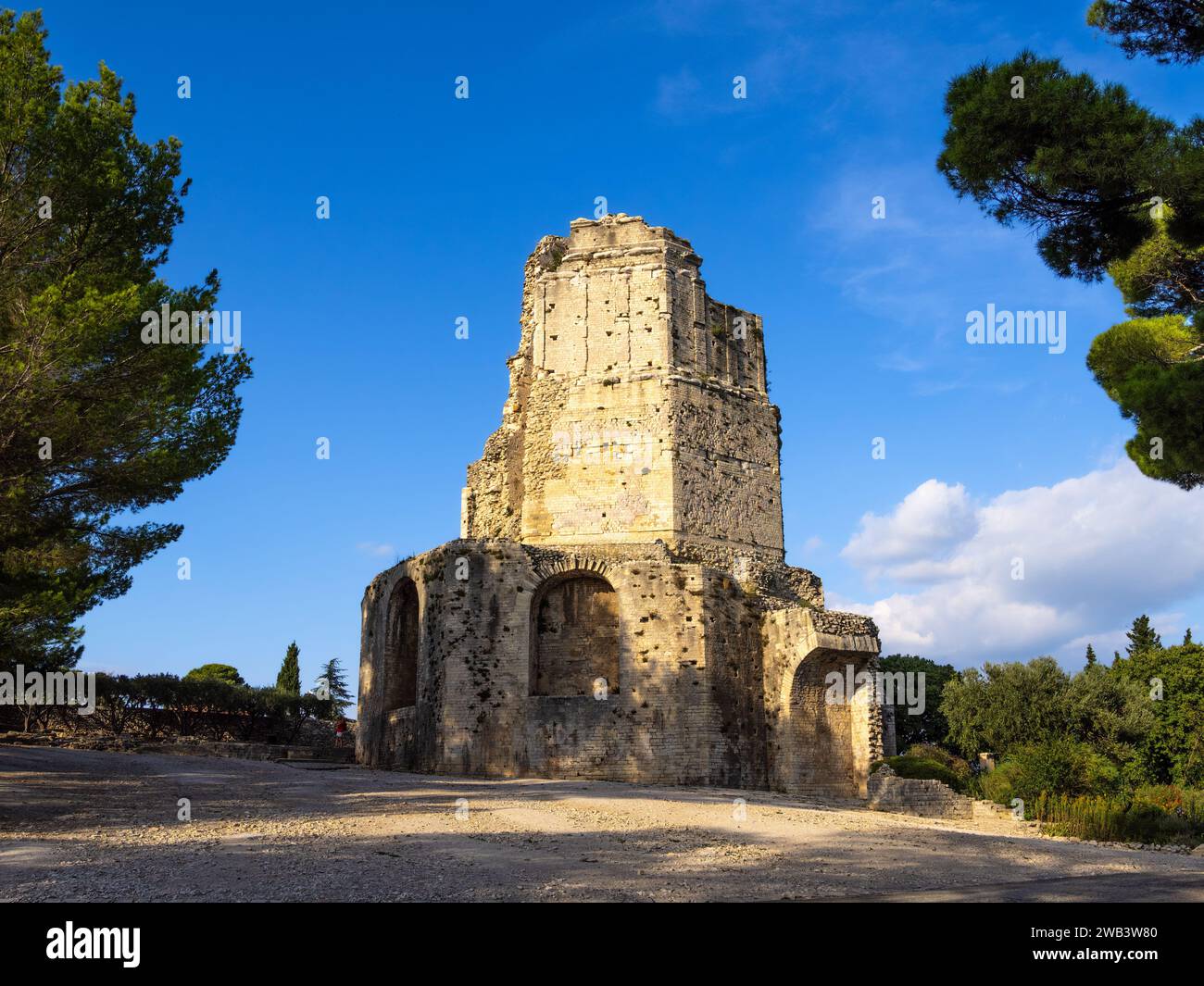 The Magne Tower (Tour Magne) is an impressive Roman tower built in the ...