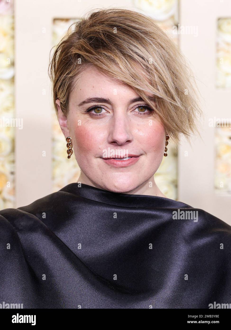BEVERLY HILLS, LOS ANGELES, CALIFORNIA, USA - JANUARY 07: Greta Gerwig ...