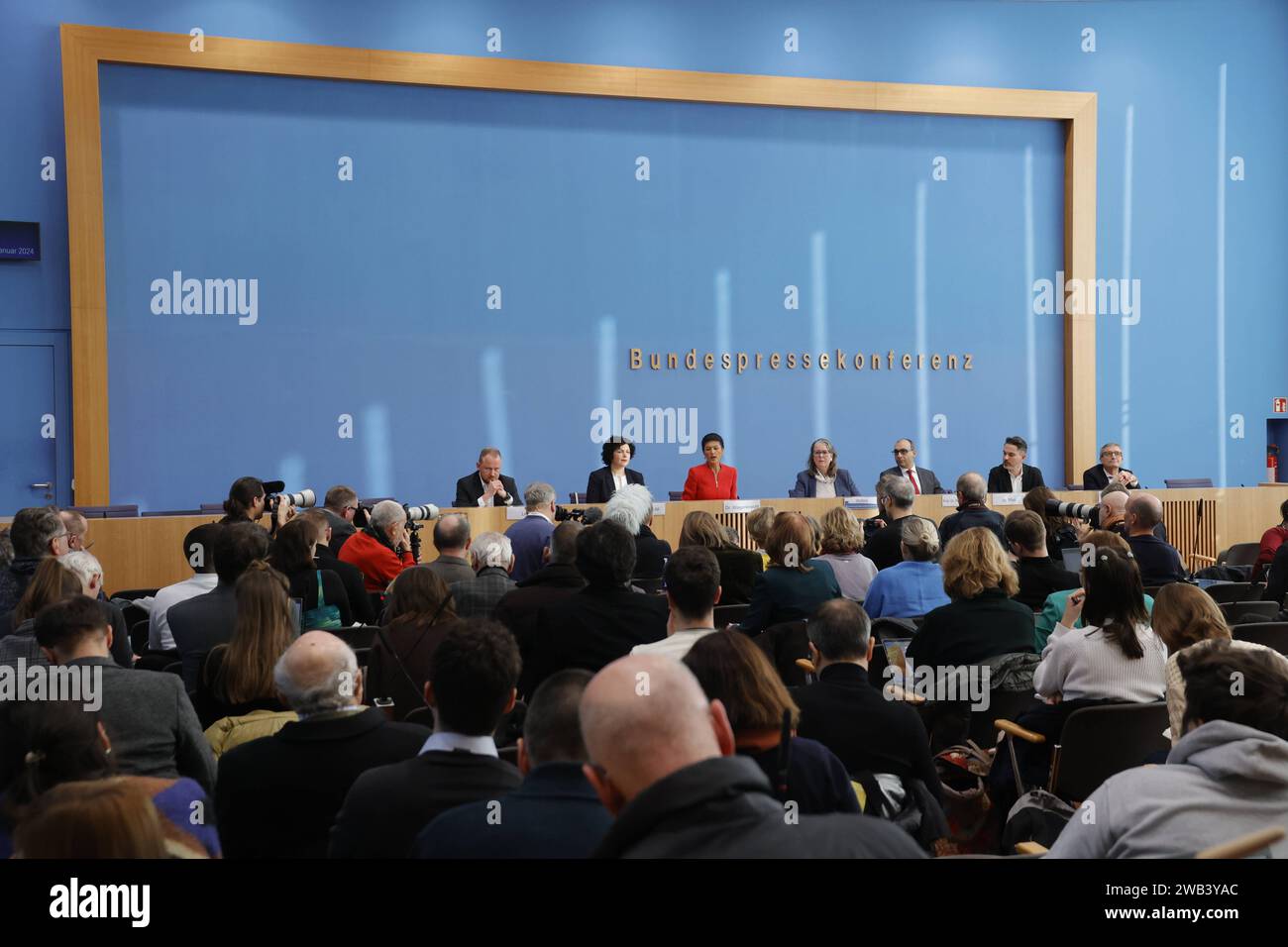 Christian Leye, MdB, Amira Mohamed Ali, MdB, Dr. Sahra Wagenknecht, MdB ...