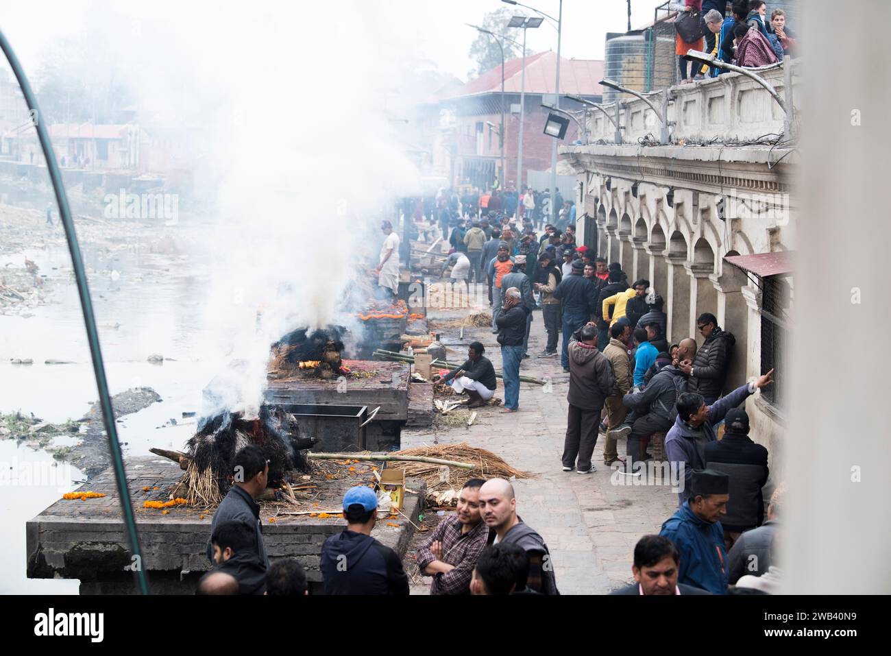 Kathmandu, Nepal- April 20,2019 : Hindu People Cremating dead bodies ...