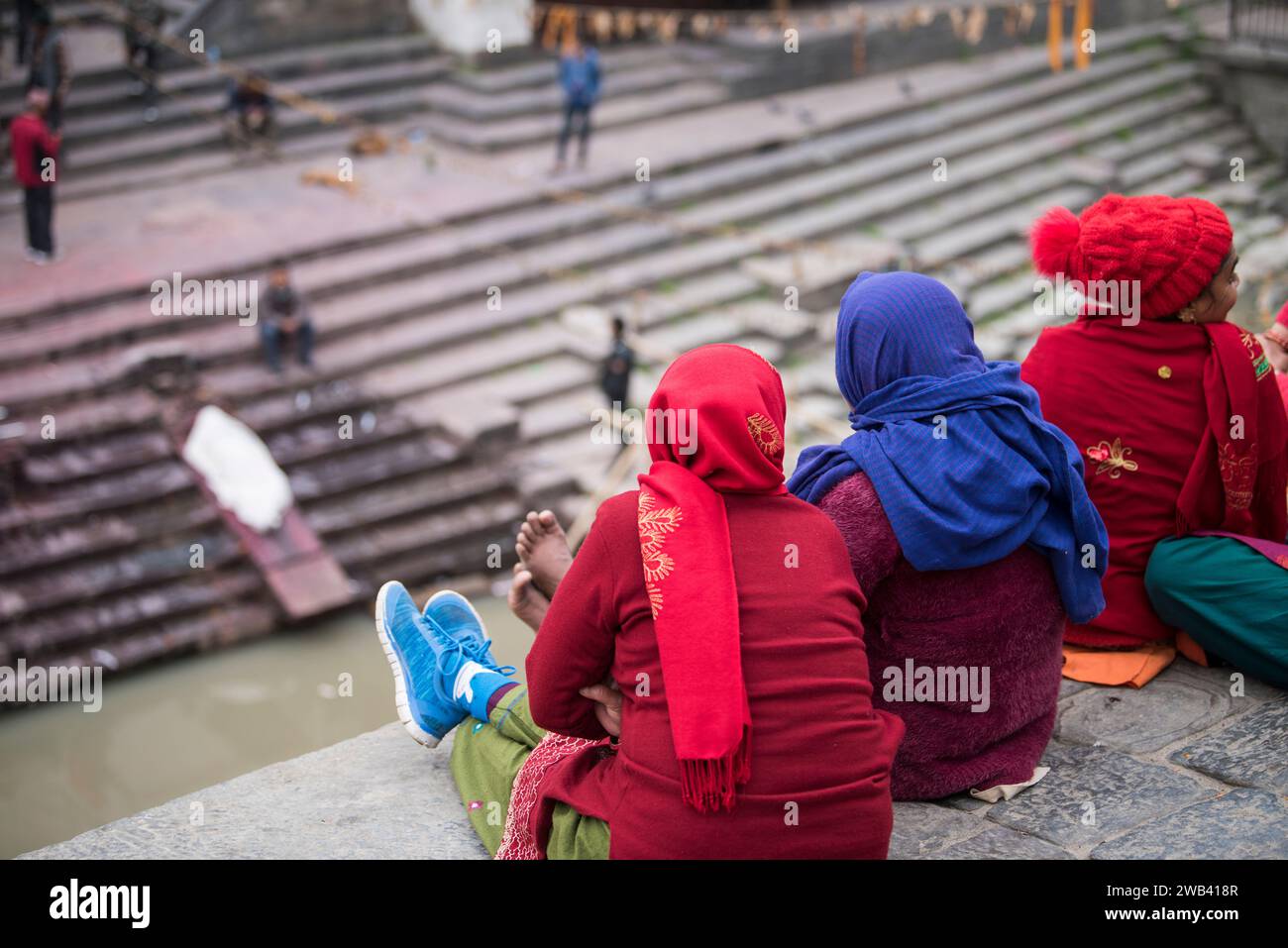 Kathmandu, Nepal- April 20,2019 : Hindu People Cremating dead bodies ... Kathmandu, Nepal- April 20,2019 : Hindu People Cremating dead bodies ...