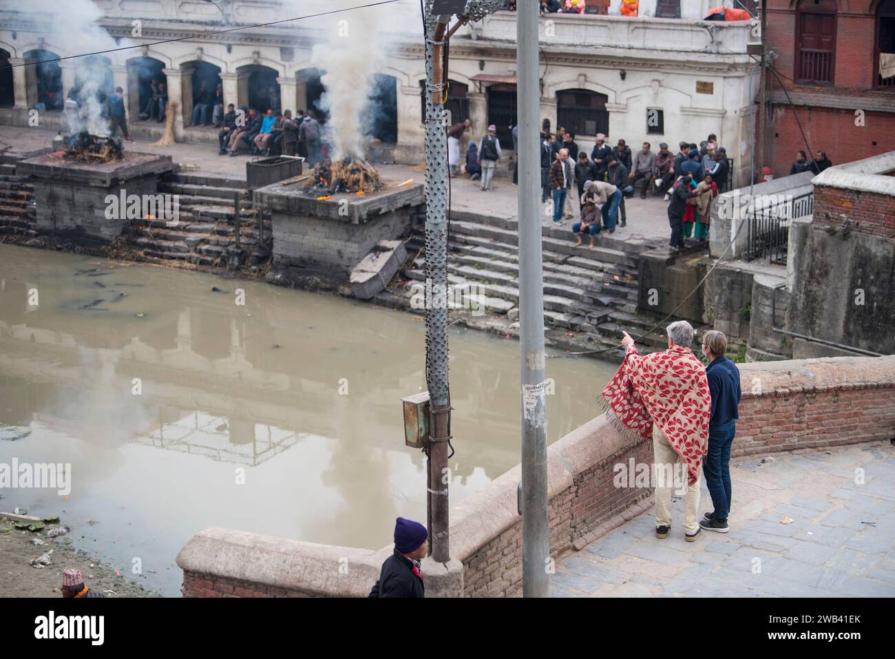 Kathmandu, Nepal- April 20,2019 : Hindu People Cremating dead bodies ...