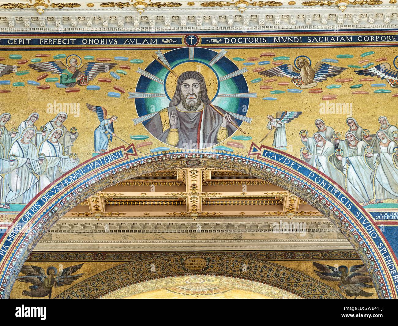 Mosaic above the arch from the nave to the papal altar and tomb of St ...
