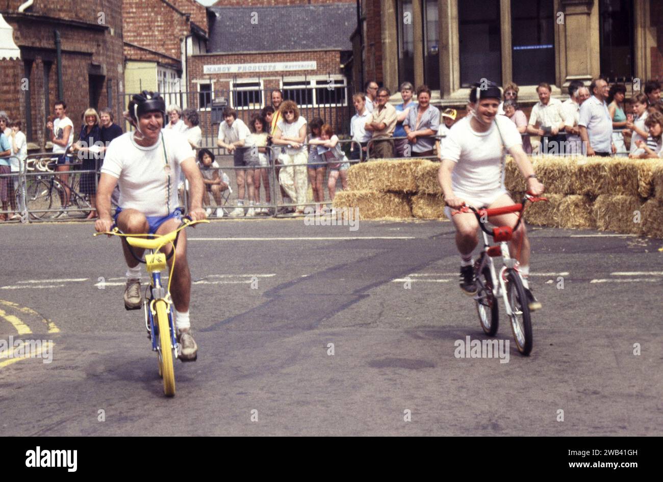 Ed Stewart (Stewpot) in a celebrity cycle race in Kettering in 1986 ...
