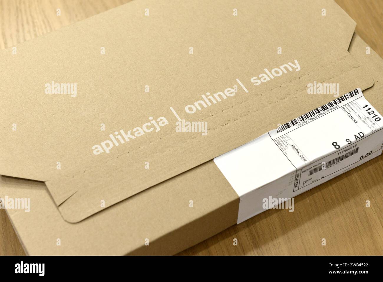 Shopping online with delivery service hi-res stock photography and ...