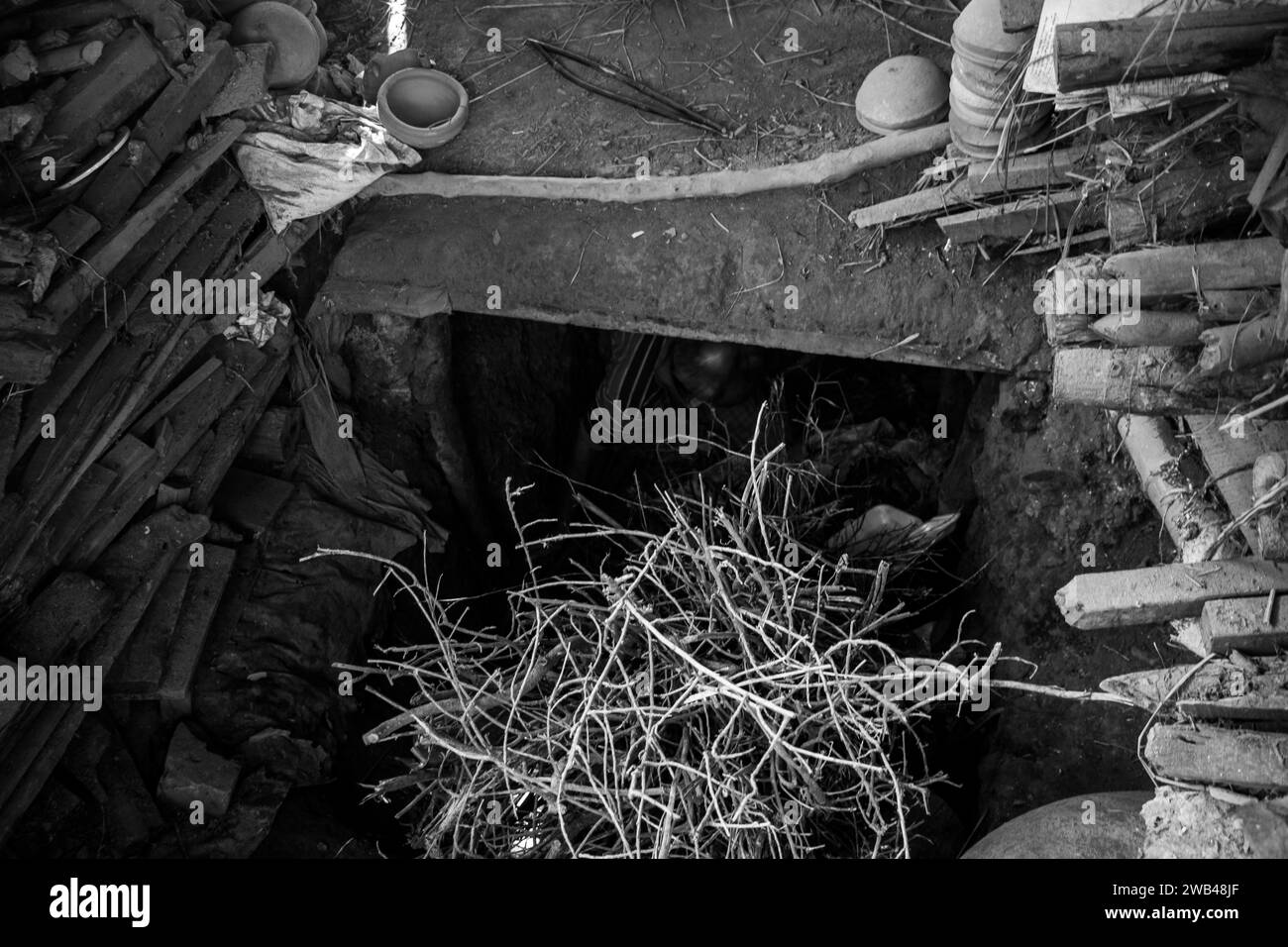 Glazing techniques Black and White Stock Photos & Images - Alamy