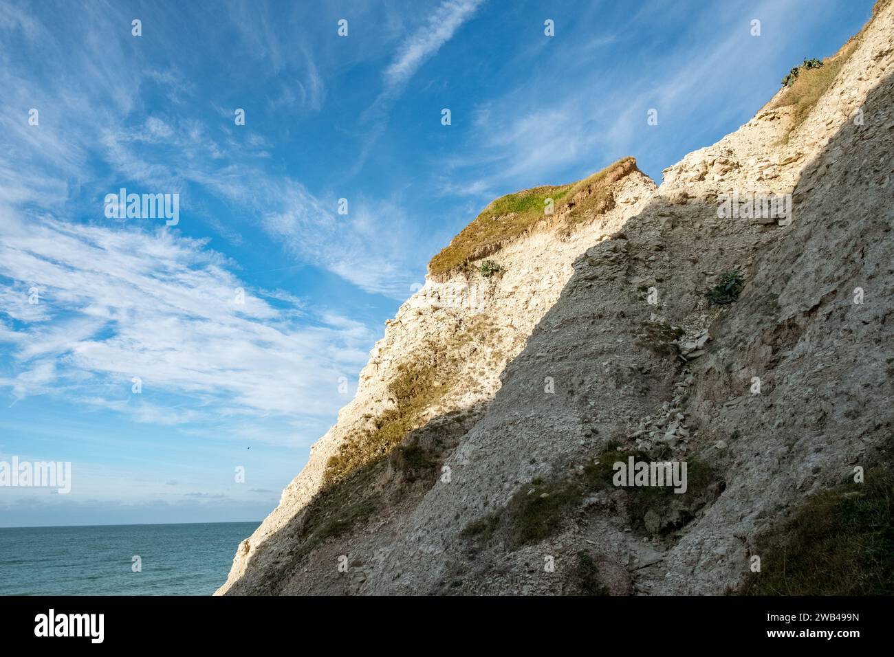 Cliffside scale hi-res stock photography and images - Alamy