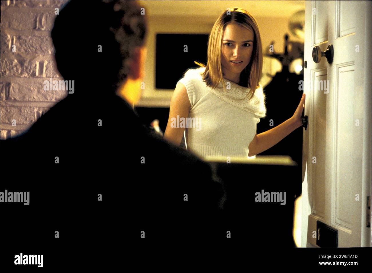 Love actually keira knightley hi-res stock photography and images - Alamy