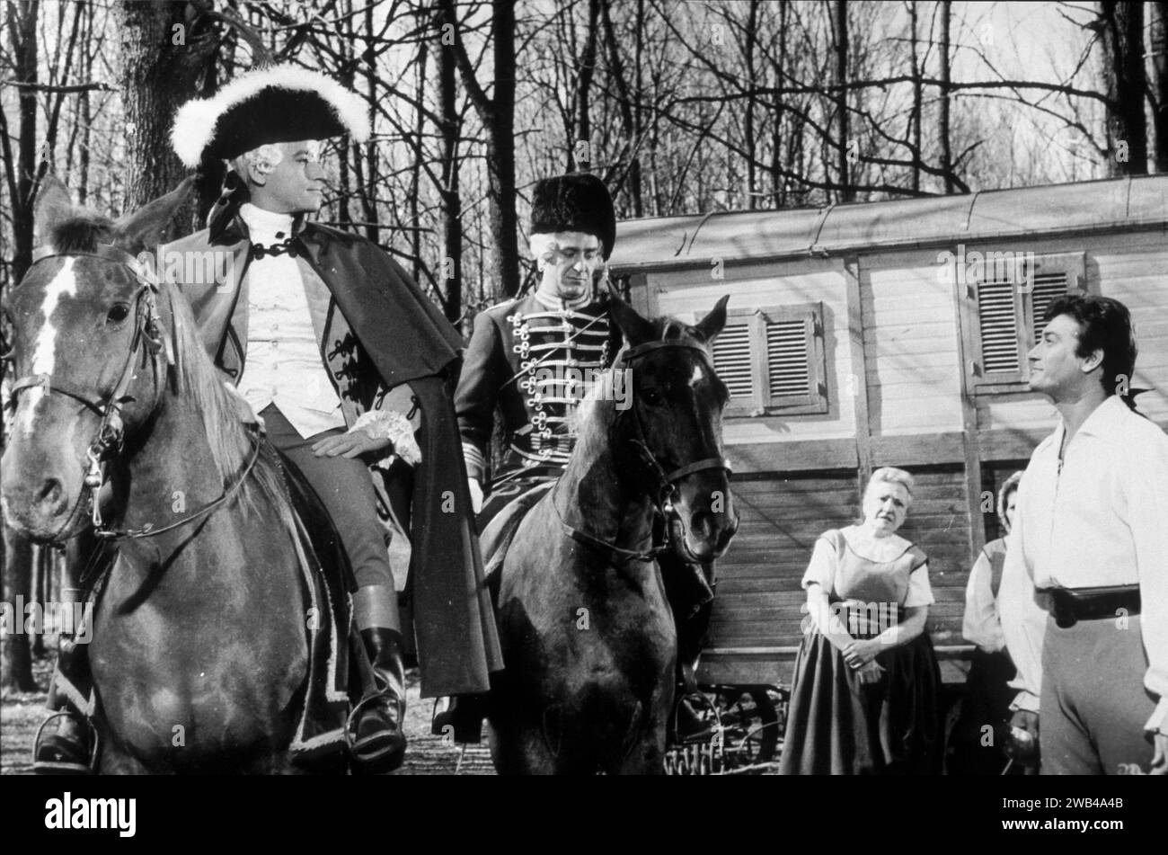 La máscara de Scaramouche The Adventures of Scaramouche Year: 1963 ...