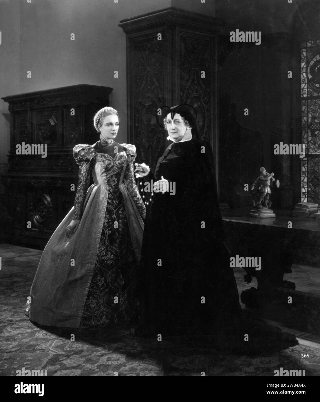 Les Perles de la couronne The Pearls of the Crown Year : 1937 France ...