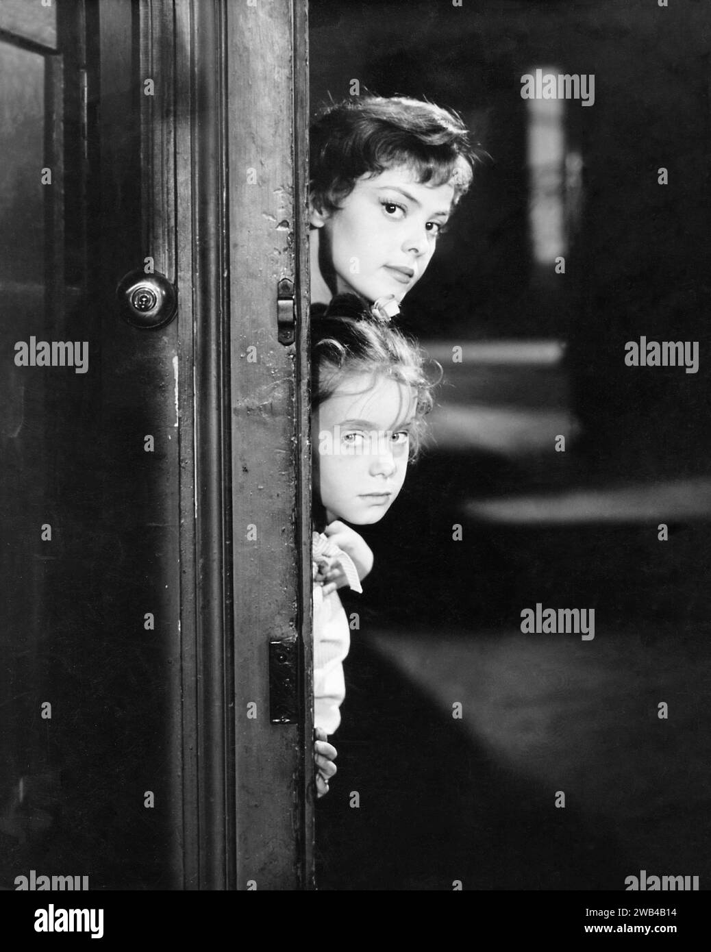 1950s girls boarding school hi-res stock photography and images - Alamy