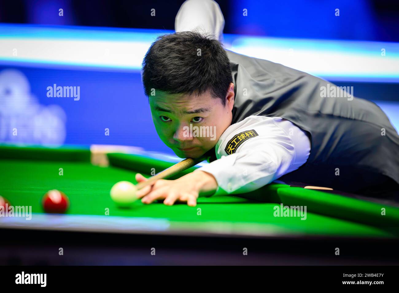 LONDON, UNITED KINGDOM. 08th Jan, 2024. Ding Junhui in day 2 match ...