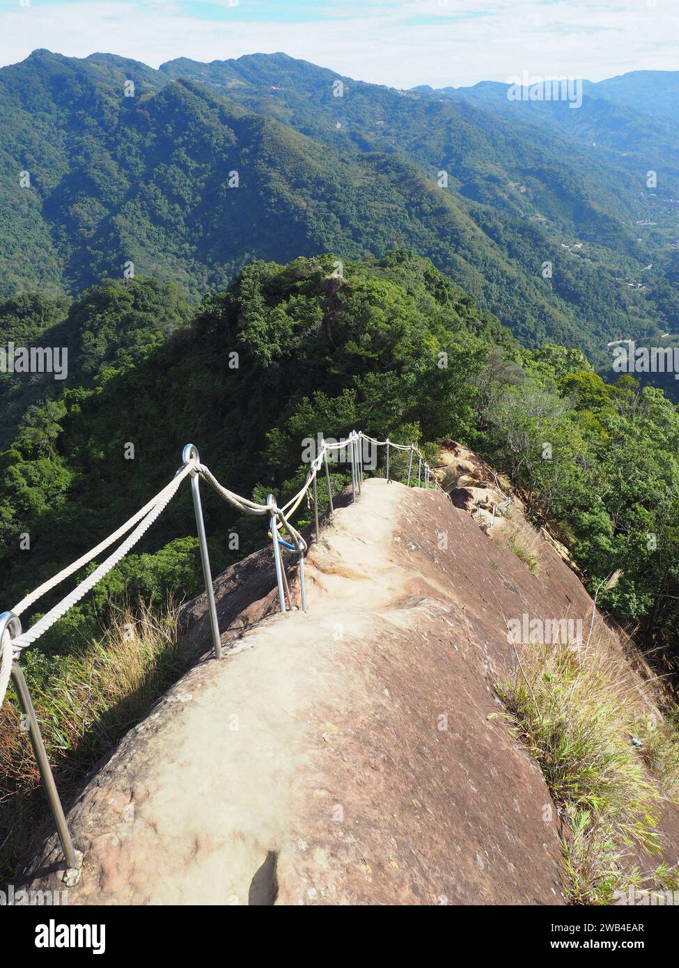 Ridge hike hi-res stock photography and images - Alamy