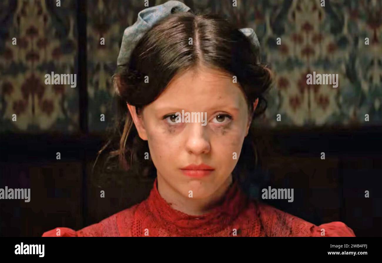 PEARL 2022 Universal Pictures film with Mia Goth Stock Photo - Alamy PEARL 2022 Universal Pictures film with Mia Goth Stock Photo - Alamy