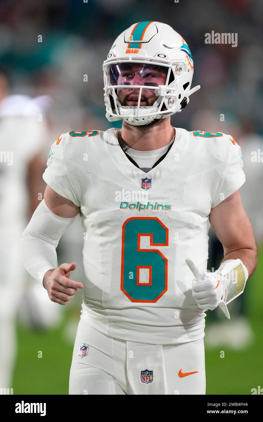 Miami Dolphins quarterback Skylar Thompson (6) walks off the field ...