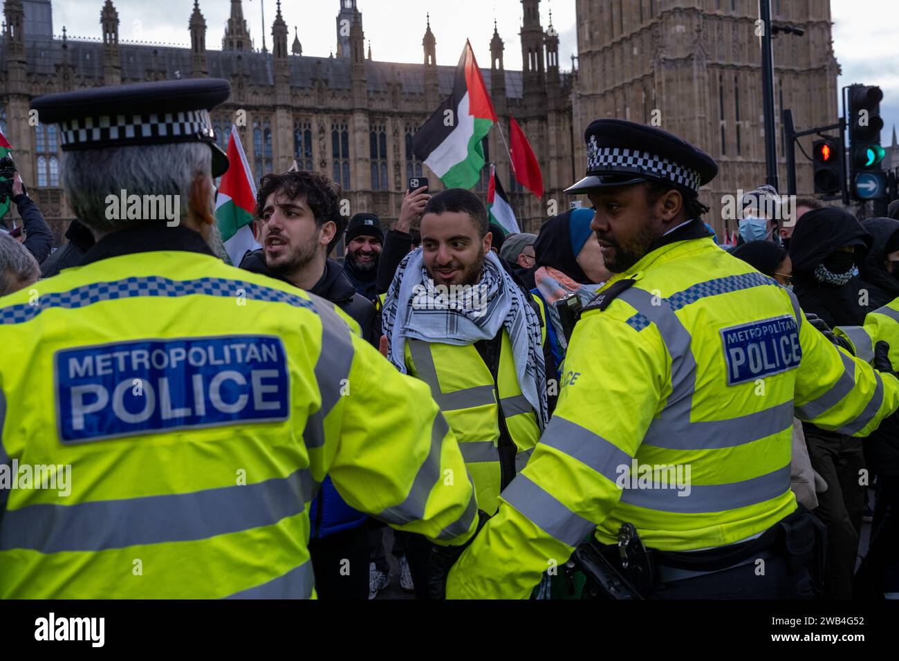 Cease fire protest hi-res stock photography and images - Alamy