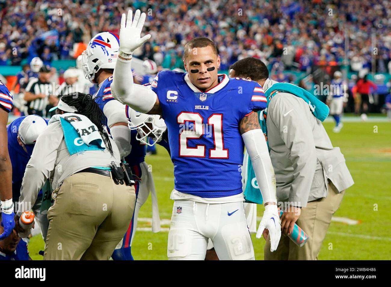 Buffalo Bills safety Jordan Poyer (21) waves after a play, during the ...