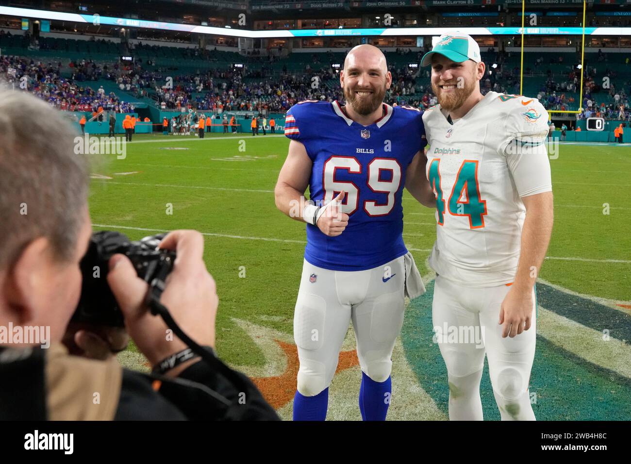 Buffalo Bills long snapper Reid Ferguson (69) and Miami Dolphins long snapper Blake Ferguson (44 ...