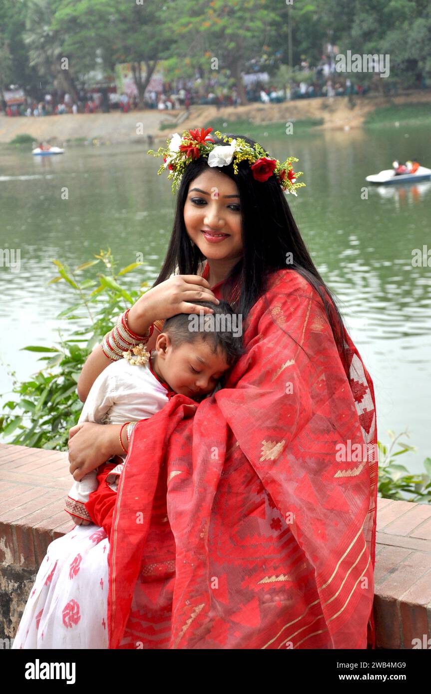 Portrait of a mother and child during the New year celebrations ...