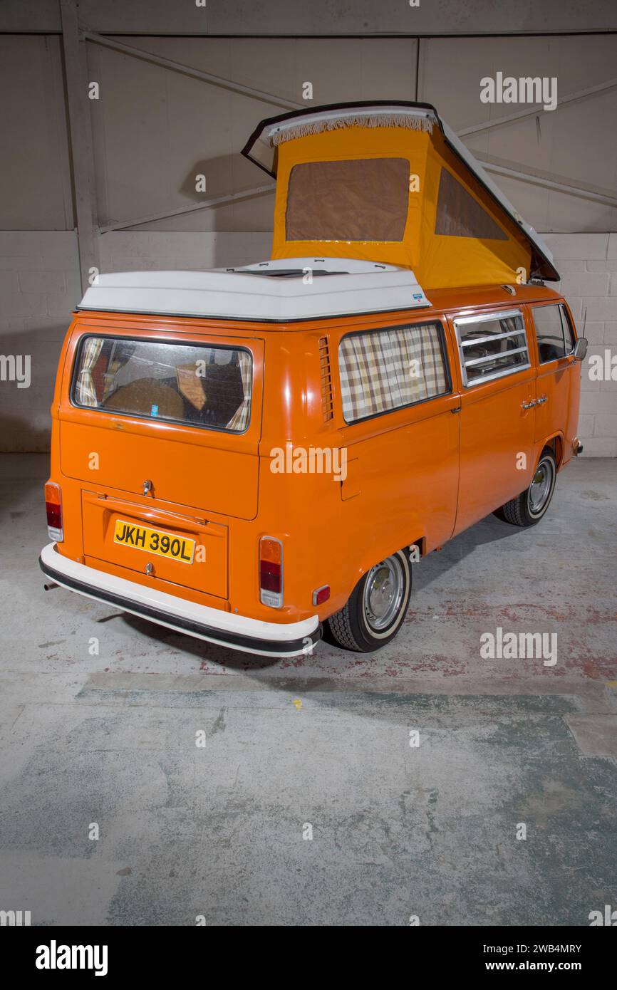 1973 VW Bay Window Westphalia pop top Type 2 camper Stock Photo - Alamy