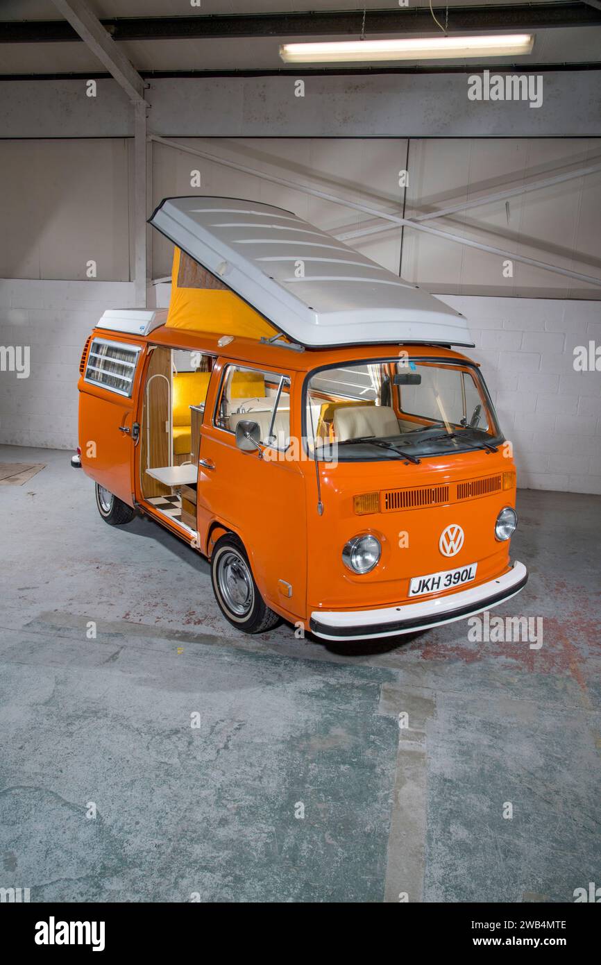 1973 VW Bay Window Westphalia pop top Type 2 camper Stock Photo - Alamy