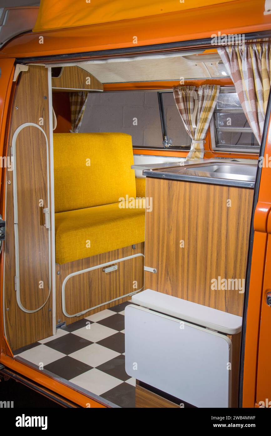 1973 VW Bay Window Westphalia pop top Type 2 camper Stock Photo - Alamy
