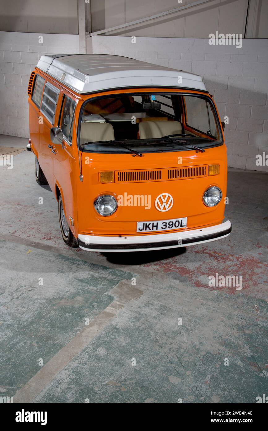 1973 VW Bay Window Westphalia pop top Type 2 camper Stock Photo - Alamy